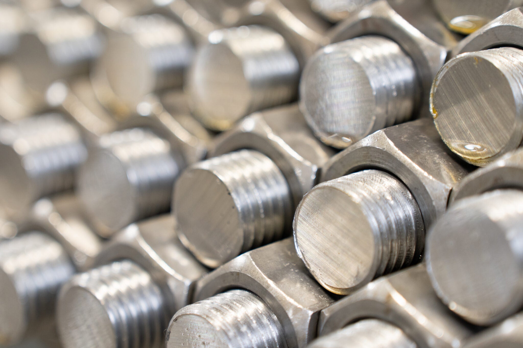Exploring Our Anchor Bolt Offerings | Threadline Products Inc.